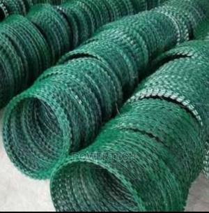Galvanized Barbed Green Razor – Gattstech Solutions
